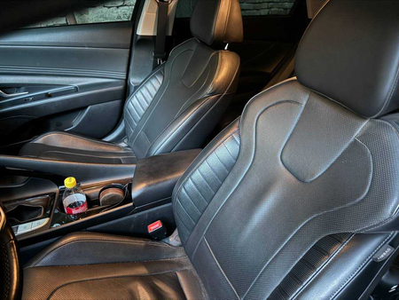 Автомобиль Hyundai Elantra 2021 2.0L Full пакет