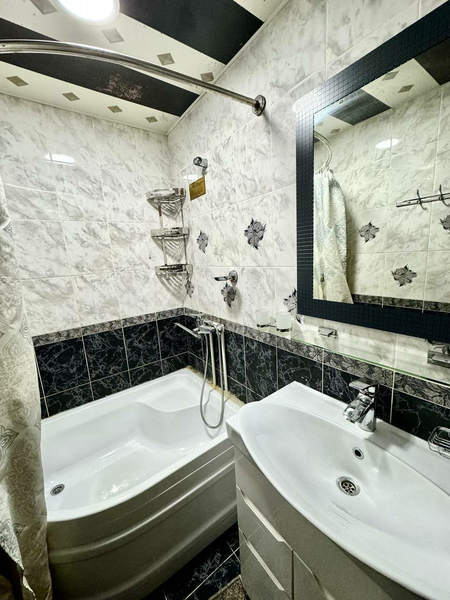 Срочно продажа 3*4/2/4, балкон 2х6 Чилонзор 8 квартал