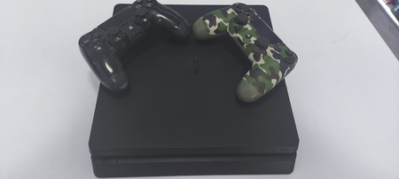 Sony Playstation 4 Slim  9.00