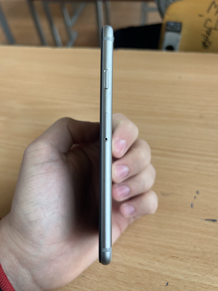 Iphone 6      64 gb