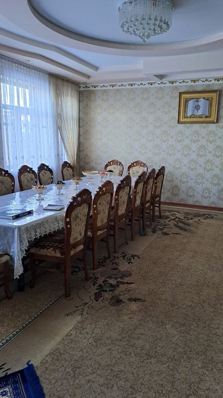 Uy sotiladi. Дом продается