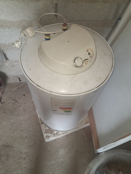Ariston royal 80L