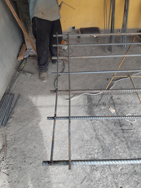 Beton plitalar sotiladi