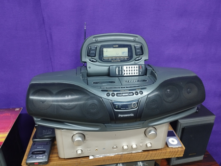 Panasonic RX-DT75 в отличном состоянии