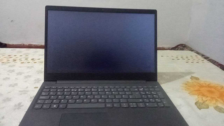 Notebook Lenovo 82C3