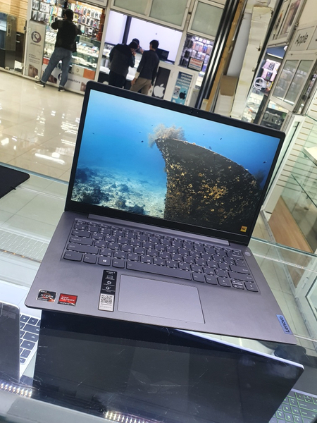 Noutbook \\n\\nLENOVO SILVER\\n\\nOfis, C1 Buxgalteriya, Dasturlash va T