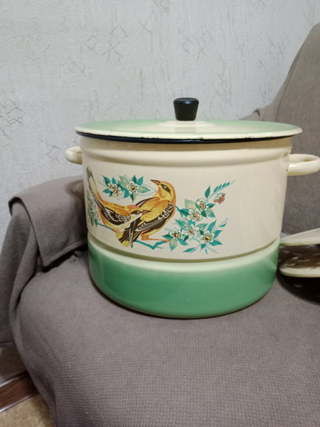 Большая мантышница, эмалированая