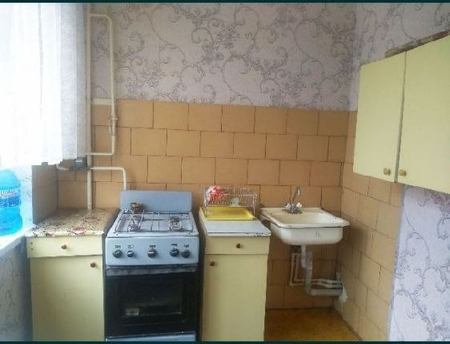 Срочно продается 3-х комнатная квартира в центре города.