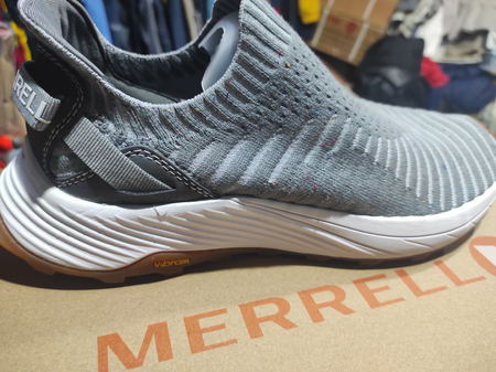 Merrell  без шнурков на лето