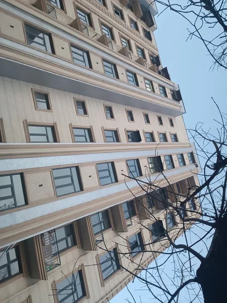 НОВОСТРОЙКА Чиланзар 9-квартал РУВД Коробка 4-окна 2-комнатная 51 м2