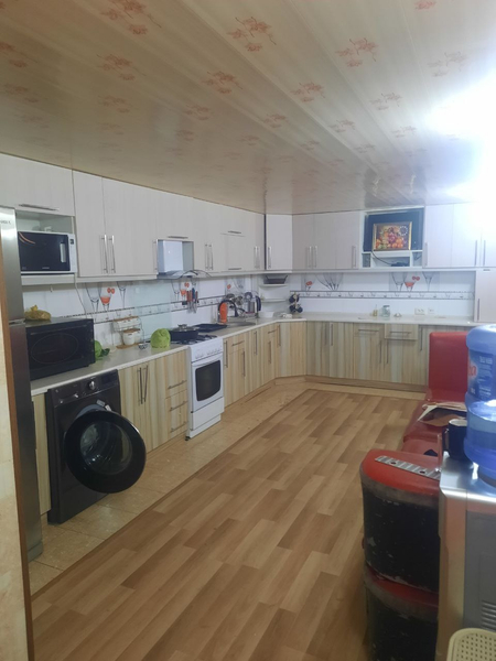 Луночарский,Ялангач. Угловой участок 3,2 сотки, 7 комнат