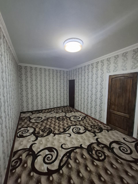 Срочно !! Чиланзар 19.  1в2/4/4. Продаю. 38м2