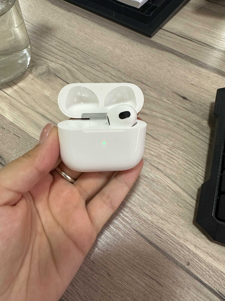 AirPods 3 (3‑го поколения)