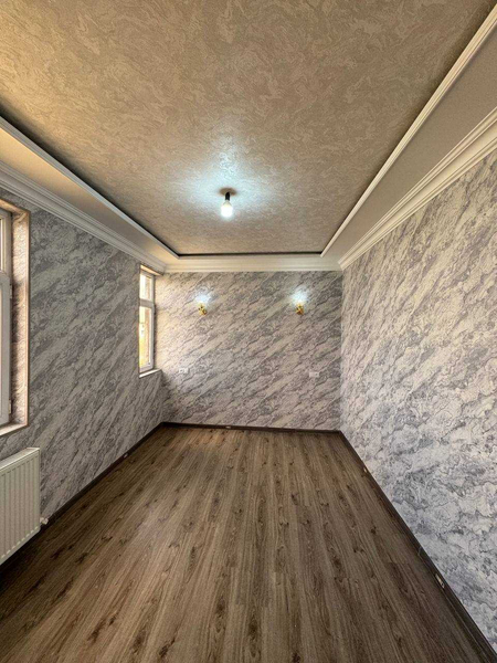 1 xonali 5 qavatli domning 5-qavati
38m2