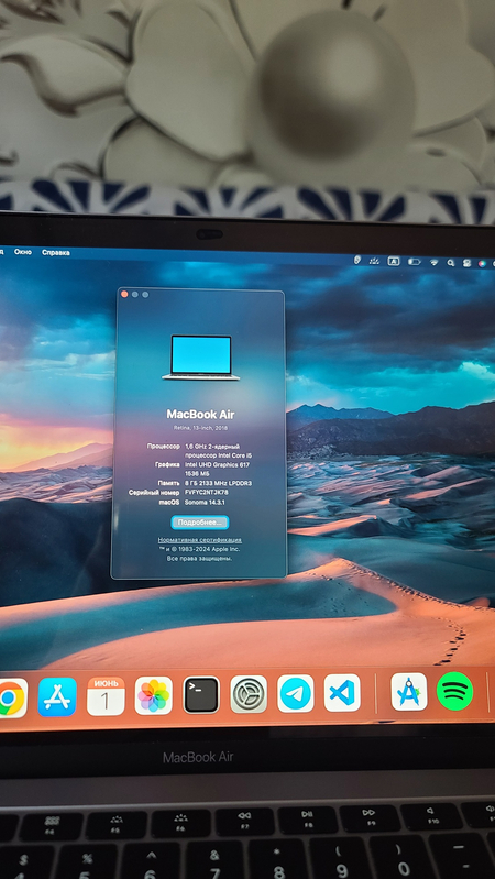 MacbookAir Core i5 sotiladi.