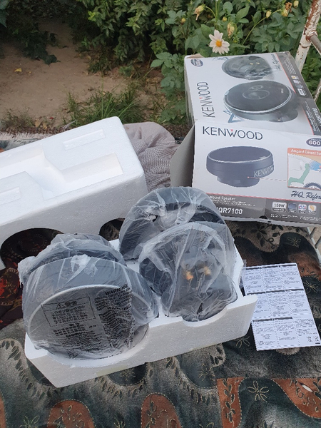 Kenwood 7100 sotiladi