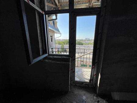 Новостройка коробка с перегородками на Карасу-6, 4/2/9, 95.6 м²