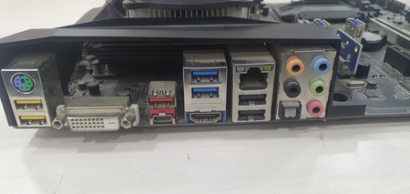 Материнская плата GIGABYTE GA-Z270X Ultra Gaming