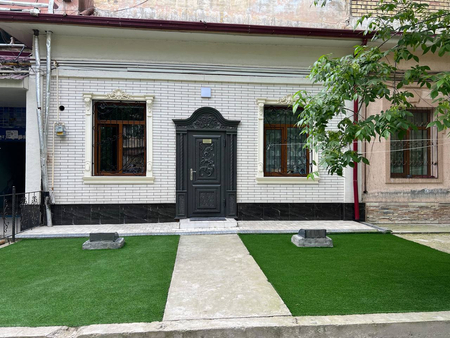 Квартира  сотилади.