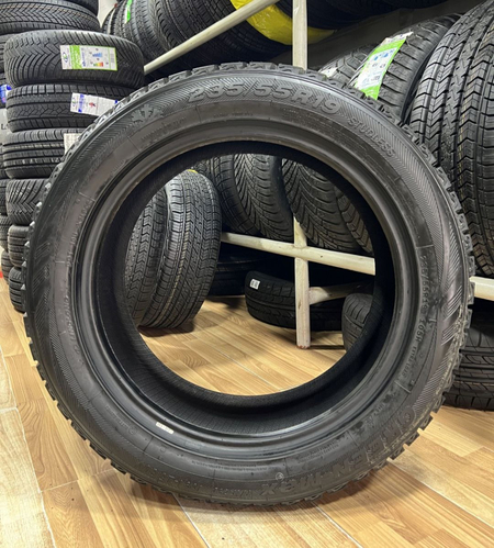 235/55R19 Winter Ice SUV