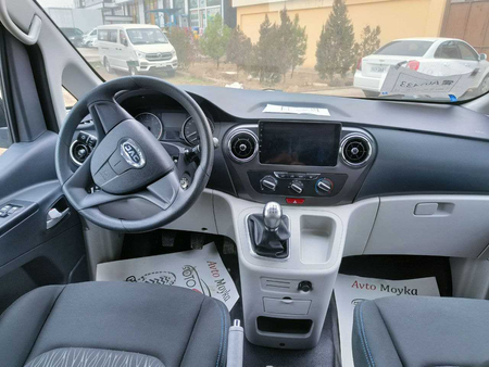 JAC M3 Plus минивенни 500$ чегирма ва бонуслар билан харид килинг