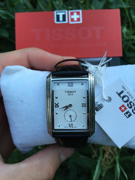 Tissot 1853 Diplomat Soat watch chasi sotiladi.