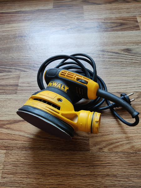 Эксцентриковая шлифмашина DeWalt оригинал