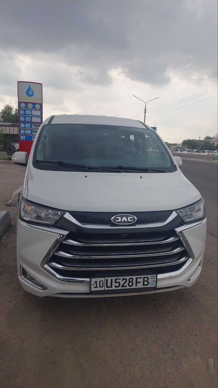 JAC M4 11 кишилик метан газда сотилади