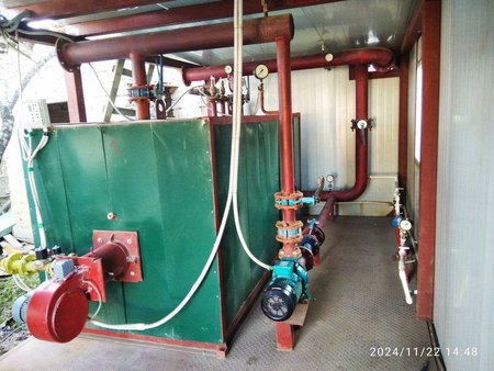 Газда ишлайдиган котёл (газовый)  сотилади сендвичли уйчаси билан