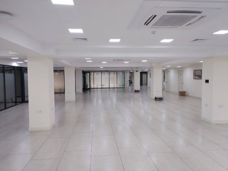 Сдается в Аренду под ОФИС помещения  600 км* и 200км*