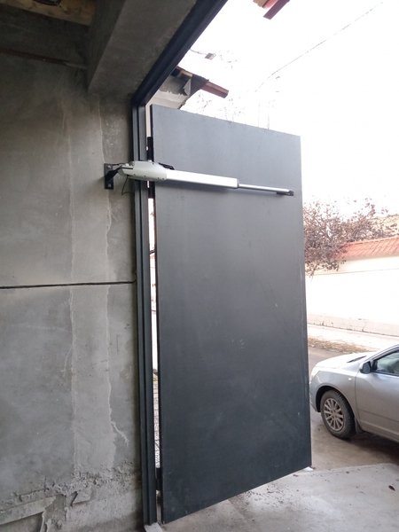 Автоматика для распашных и откатных ворот.