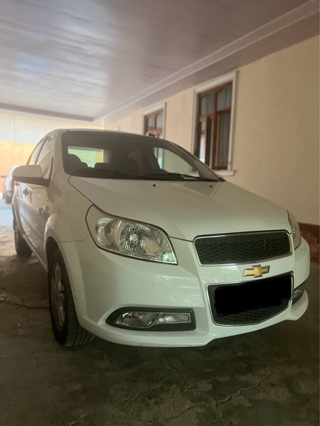 Avtomat / Nexia / 4 Positsiya / Benzin