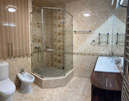 БОБУРА. 2/5/9 Яккасарайский р-н. 65м2 ор-р РОВД