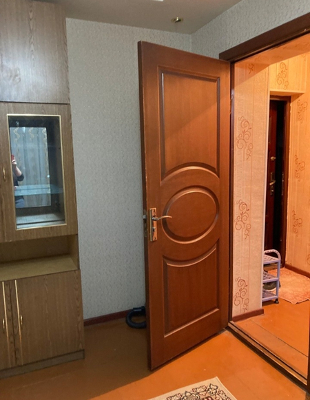 Продажа. Чиланзар 8 квартал  1/3/4  С мебелью и тезникой
