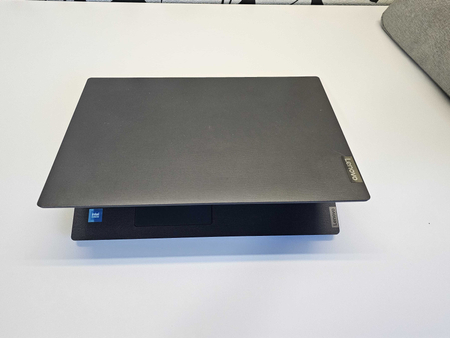 ПРОДАМ Lenovo V15IGL 2023 Офисный Ноутбук DualN4020/4GB/256SSD/15.6