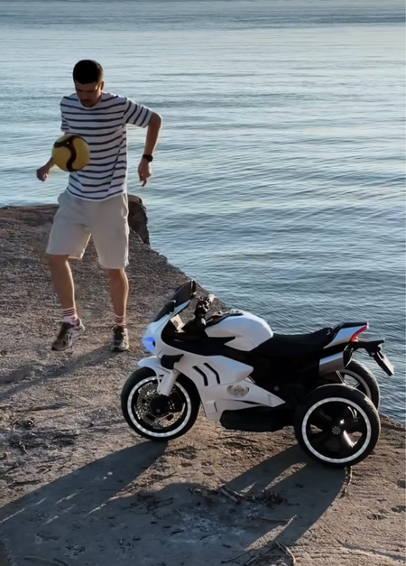 Детский электромотоцикл Ducati до 8 лет \ Новое в упаковке!