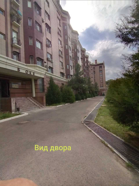 Продаётся квартира на Алайский голден хаус 78 кв 3 етаж 2 комнаты