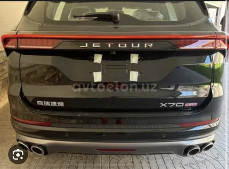 Jetour x70plusga zadniy stop sredniy chast
