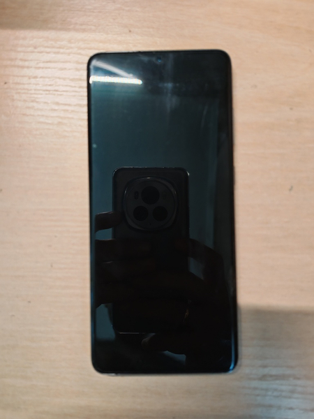 Samsung S20+ Vietnam, в хорошем состоянии