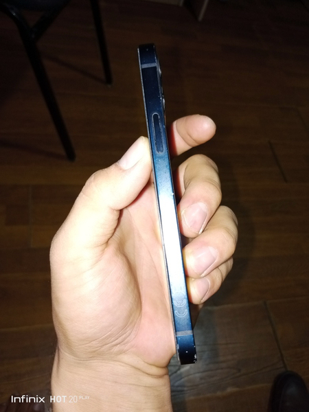 Iphone 12 holati ideal.