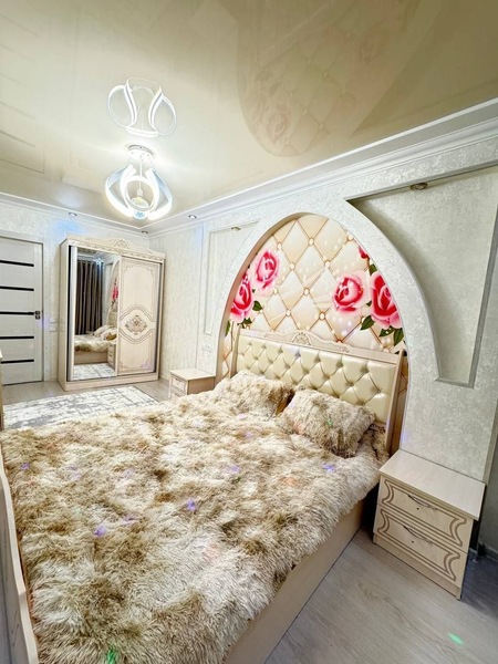 Продам чиланзар 1. Двух комнатная. Балкон 2*4