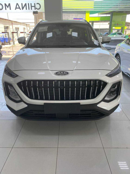 Avtokredit orqali JAC JS 8 Krassoveri
