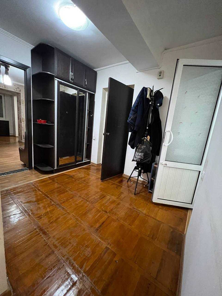 Продается 3/4/4 на Ц-2 Ор-р: Алайский рынок. 17 школа