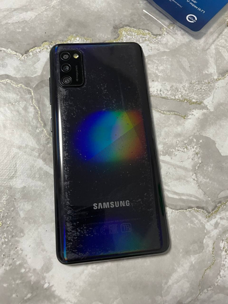 Samsung galaxy A41 sotiladi