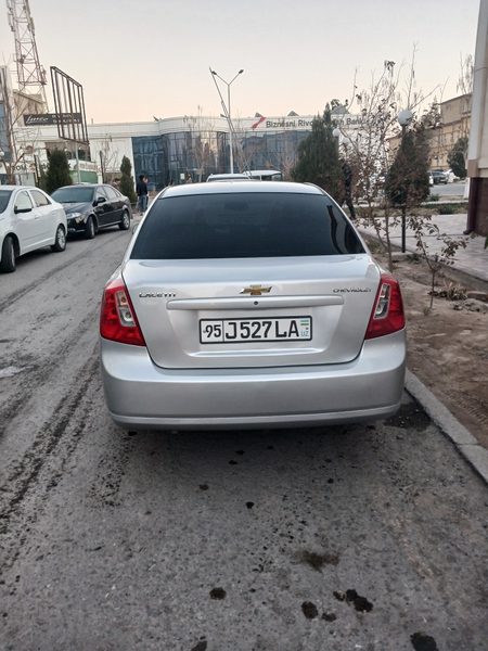 Chevrolet gentra
