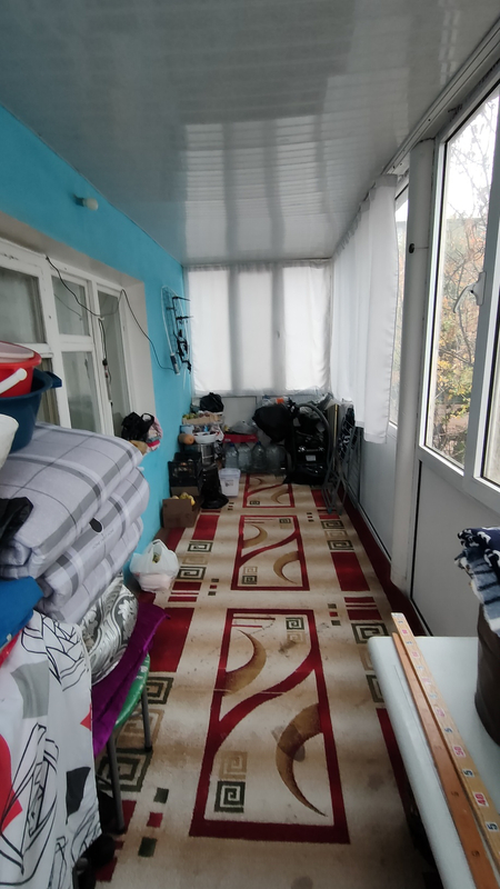Продам двух комнатную квартиру возле 21 школы