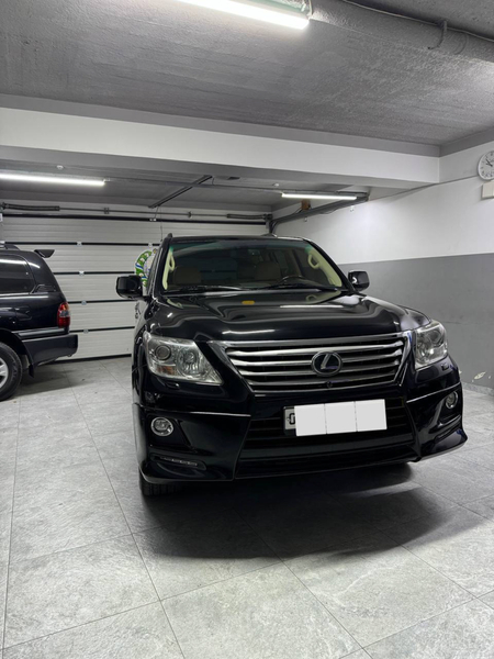 Lexus lx570 в идеальном состоянии