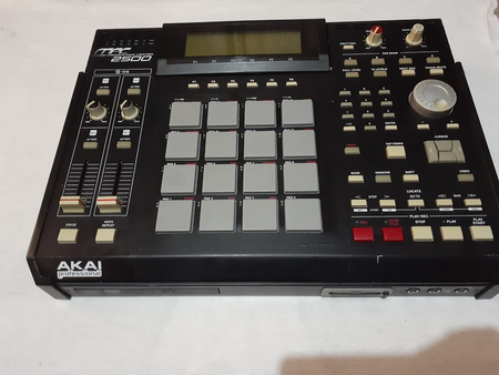 2500 Akai mpc ishlash xolatlari zor