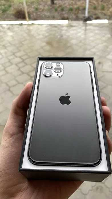 iPhone 11 pro IDEAL