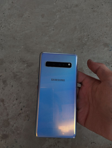 Samsung s10 5G xolati zor 8/256